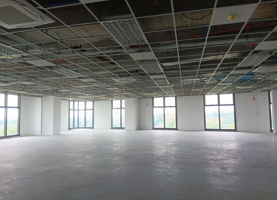 431 SQM Warm Shell Office Space in Laguna for Rent | Lamudi.com.ph