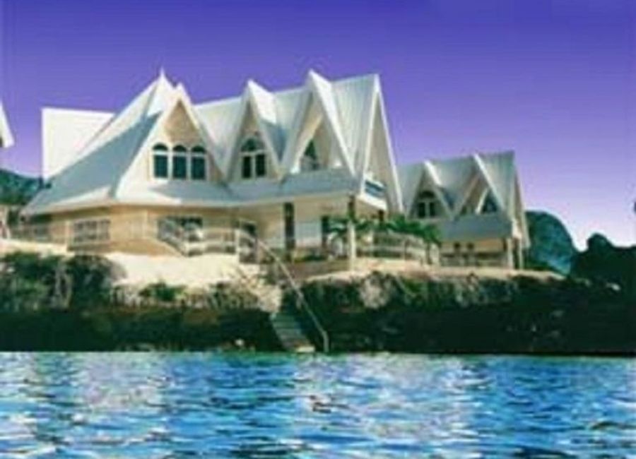 FEUDAL VILLA SEASHORE FOR SALE/RENT inside EL PARADISO Beach Resort ...