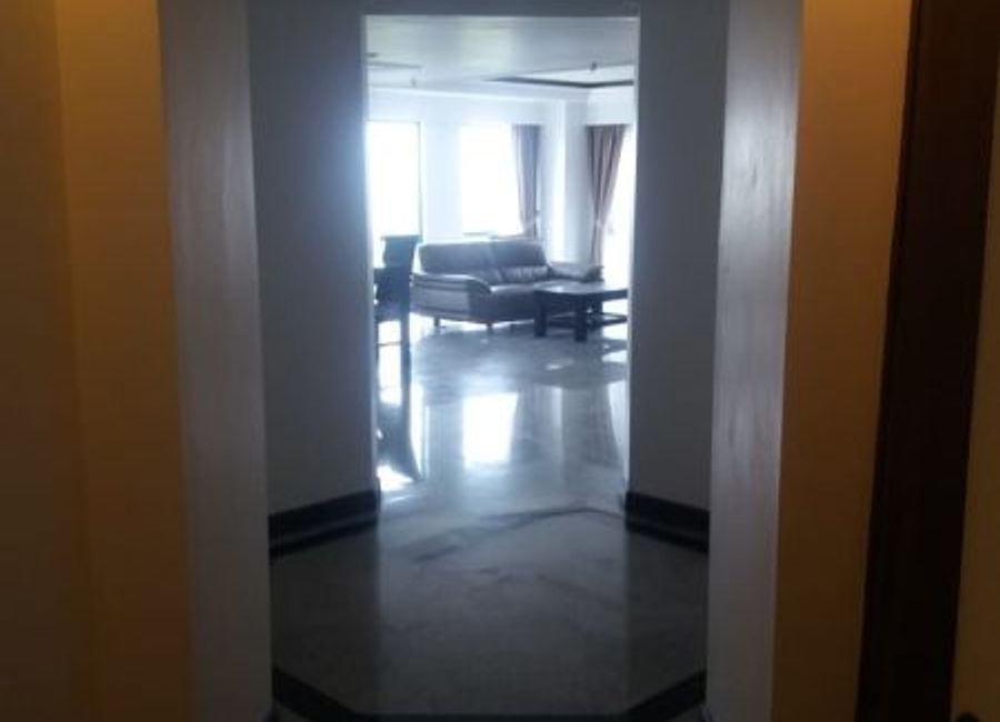 Apartemen Bukitgolf Tipe 3 BR Unit Bagus & Unfurnished APT-A3133 ...