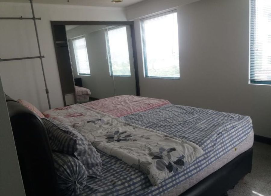 Apartemen Bukitgolf Tipe 3 BR Unit Bagus & Unfurnished APT-A3133 ...