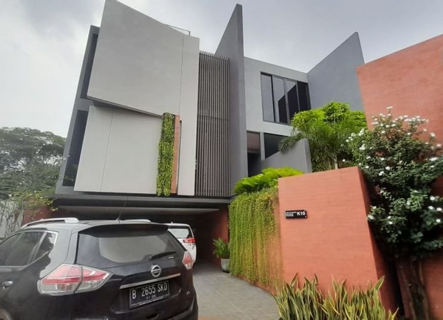 DIJUAL RUMAH TOWNHOUSE EXCLUSIVE SWIMMING POOL DI BINTARO PESANGGRAHAN ...