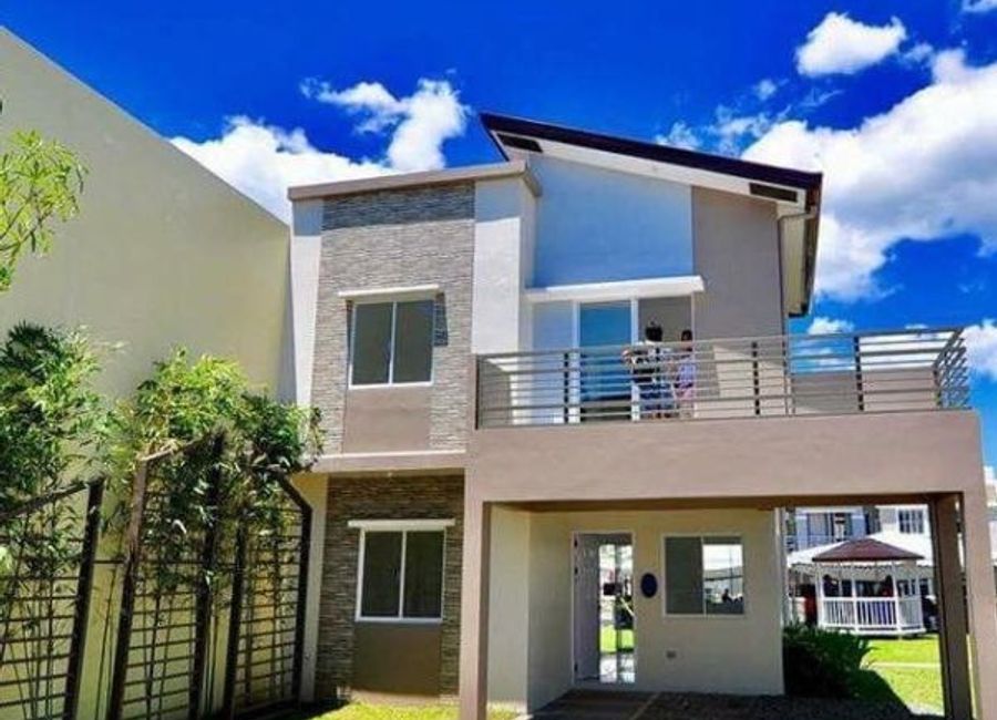 End unit,House and Lot w/ Balcony and Tiles in Cavite | Lamudi.com.ph
