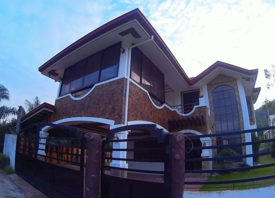 2 Storey Corner House for Sale in Xavierville Subdivision | Lamudi.com.ph