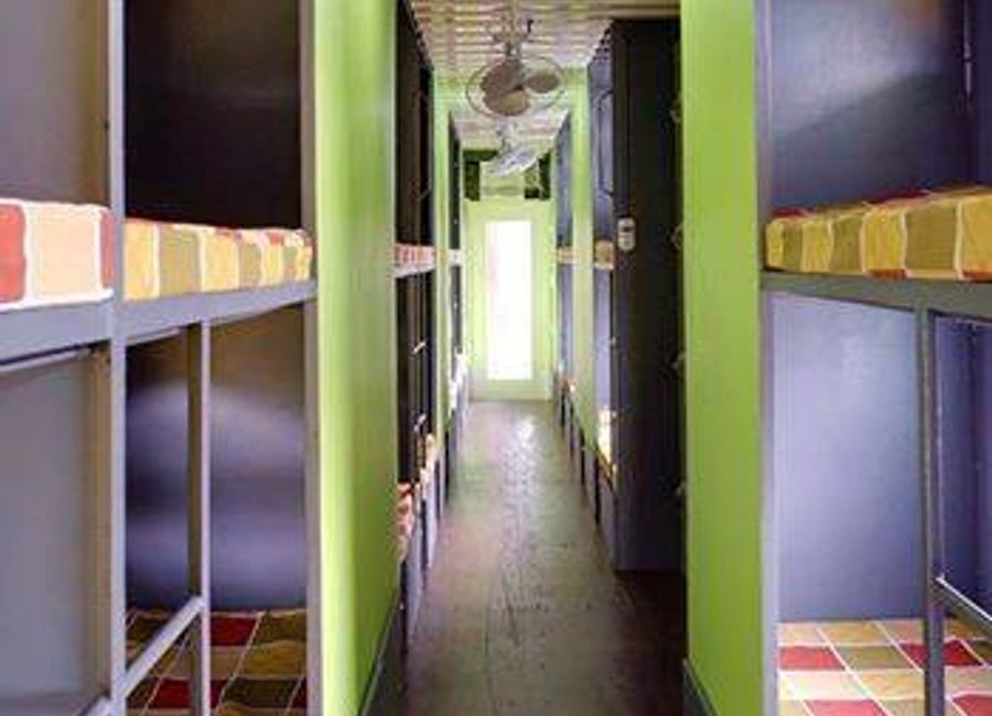 Male Bedspace For Rent in Mabini-J. Rizal, Mandaluyong City, Metro ...