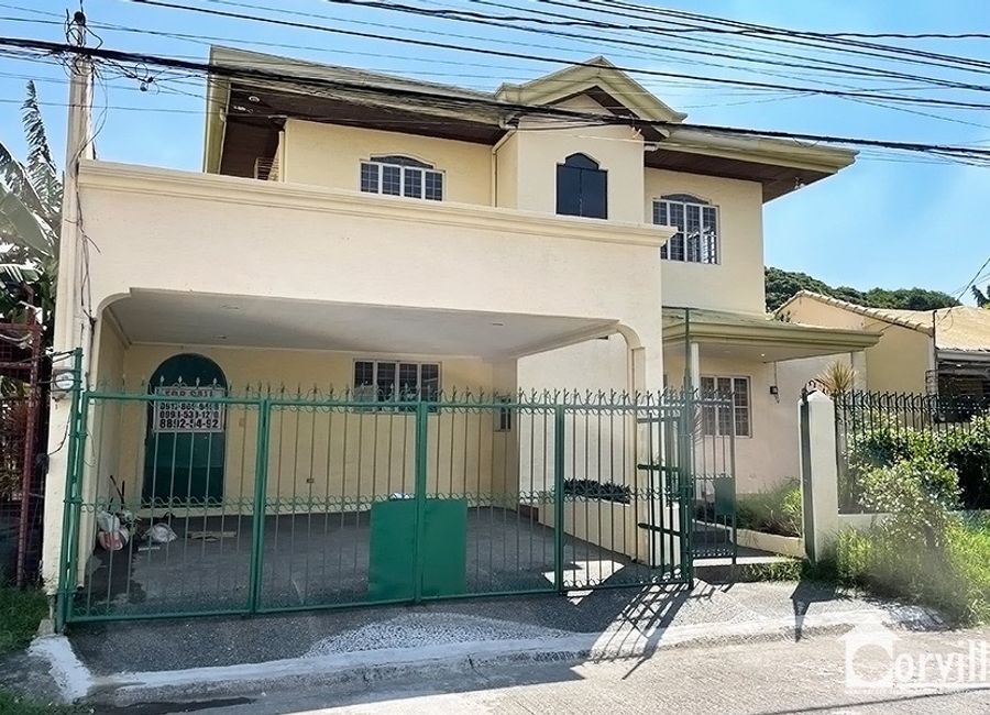 Upgraded 2-Storey House in BF Homes | Lamudi.com.ph