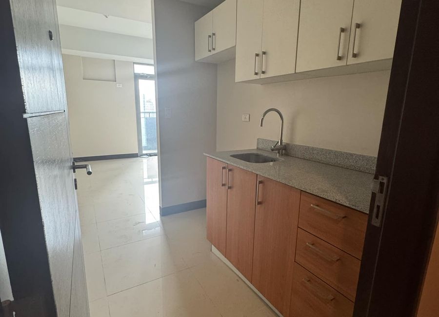 Condo for Sale in Manhattan Heights Cubao Quezon City | Lamudi.com.ph