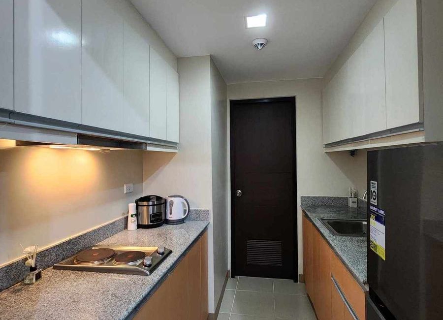 51 sqm Condo Unit with Balcony at Palladium Megaworld For Sale | Lamudi ...