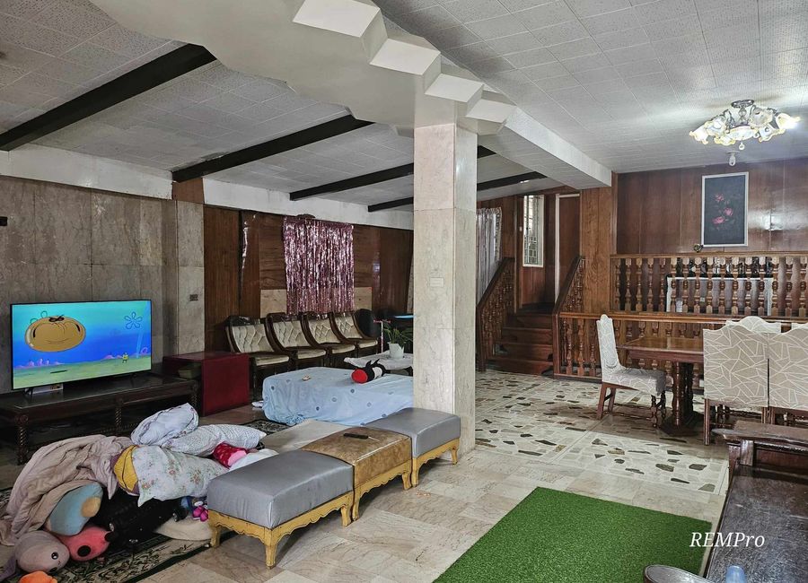 Charming Bungalow House with Basement and Fireplace in Navy Base, Baguio City | Lamudi.com.ph