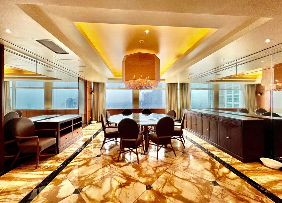 One Roxas Triangle: 4BR Penthouse for Sale: 527 sqm, 3 parking, Rare at ...