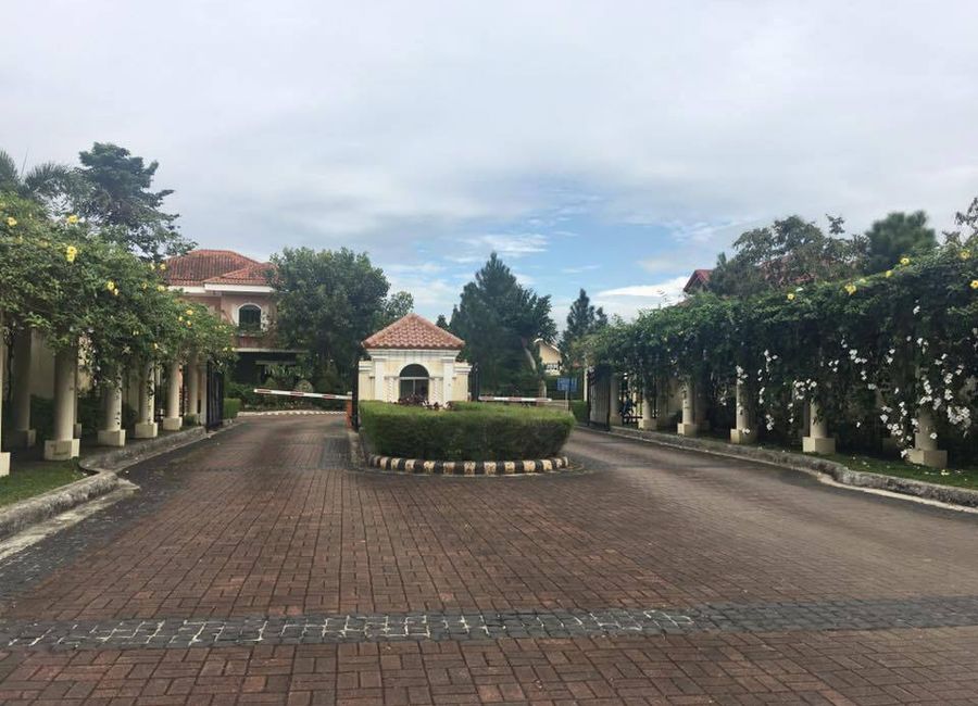 313 sqm Lot for Sale in Fontamara Subdivision at Santa Rosa City ...