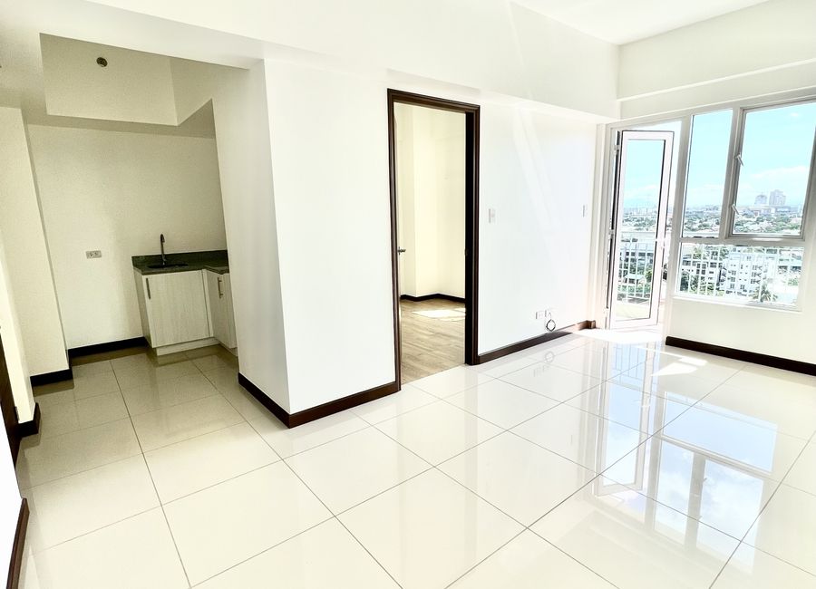 Rent To Own 2 Bedroom Unit For Sale in Siena Towers, Santo Niño ...