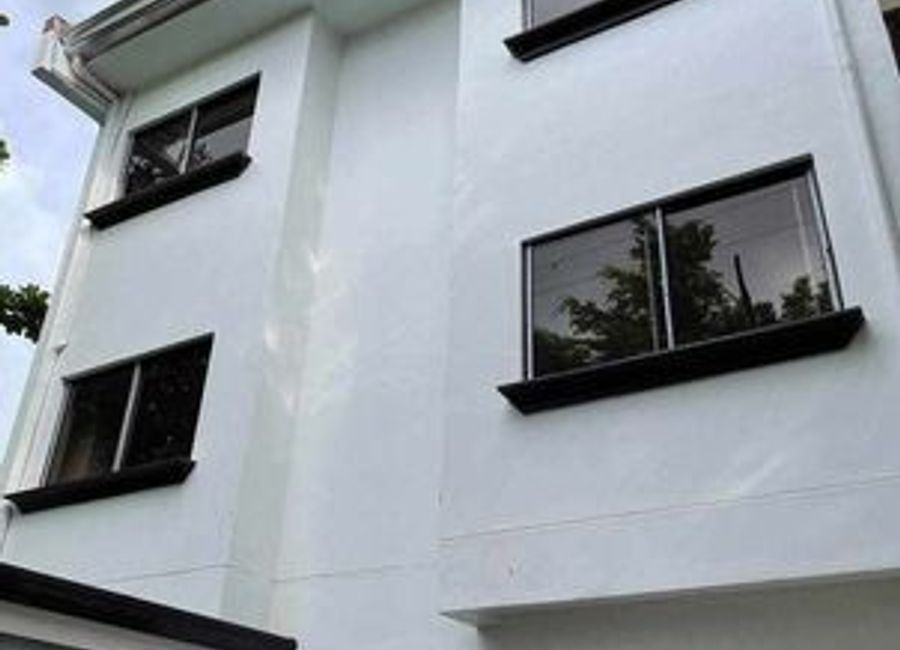 3Storey Building for Lease at Major Dizon St, Industrial Valley Complex ...