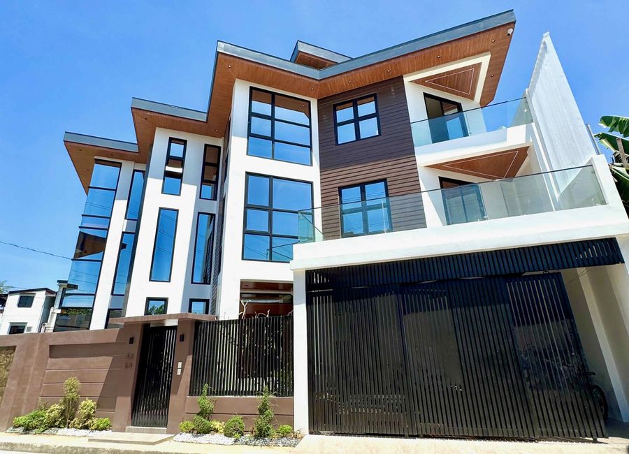 FOR SALE: 5 BEDROOMS ELEGANT DESIGN HOUSE IN GREENWOODS EXECUTIVE VILLAGE PASIG | Lamudi.com.ph