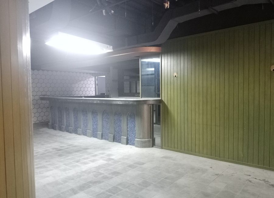 200sqm Bar / Restaurant Space in Salcedo Village, Makati City FOR LEASE ...