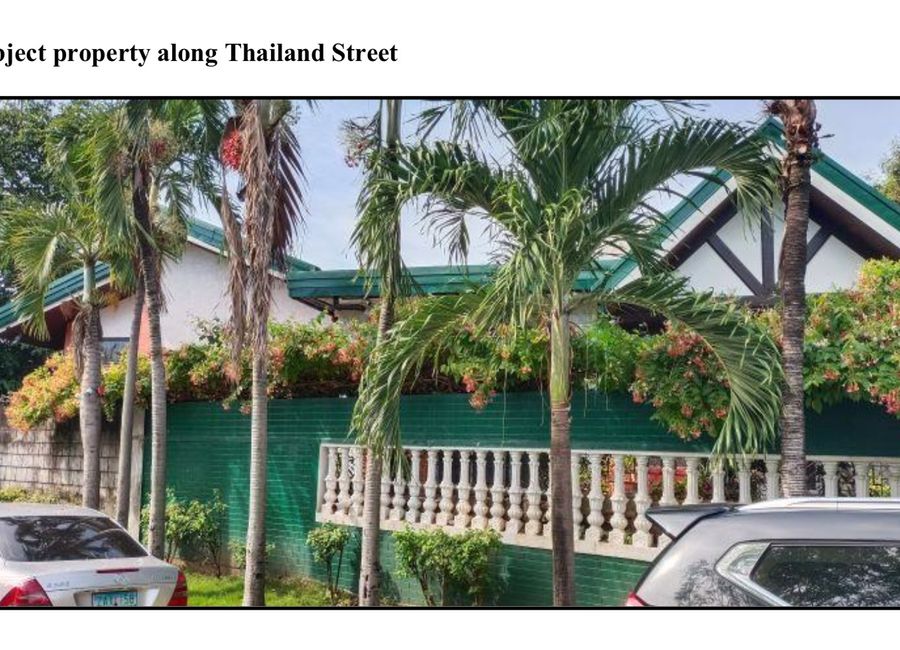 For Sale Bungalow with 48 meters frontage in Betterliving, Parañaque ...