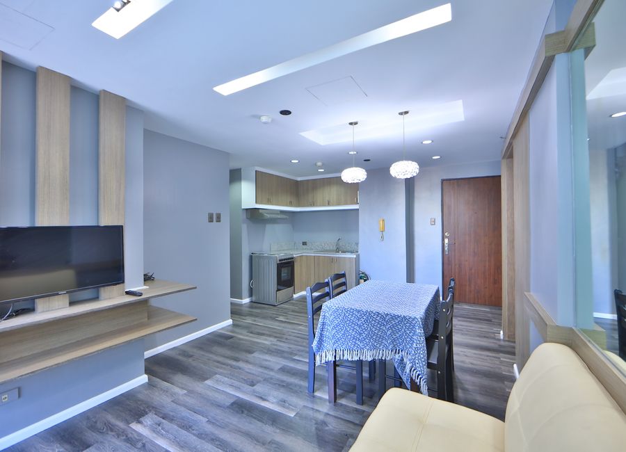 *Newly Renovated* Semi Furnished 2 Bedroom at Seibu Tower in BGC ...