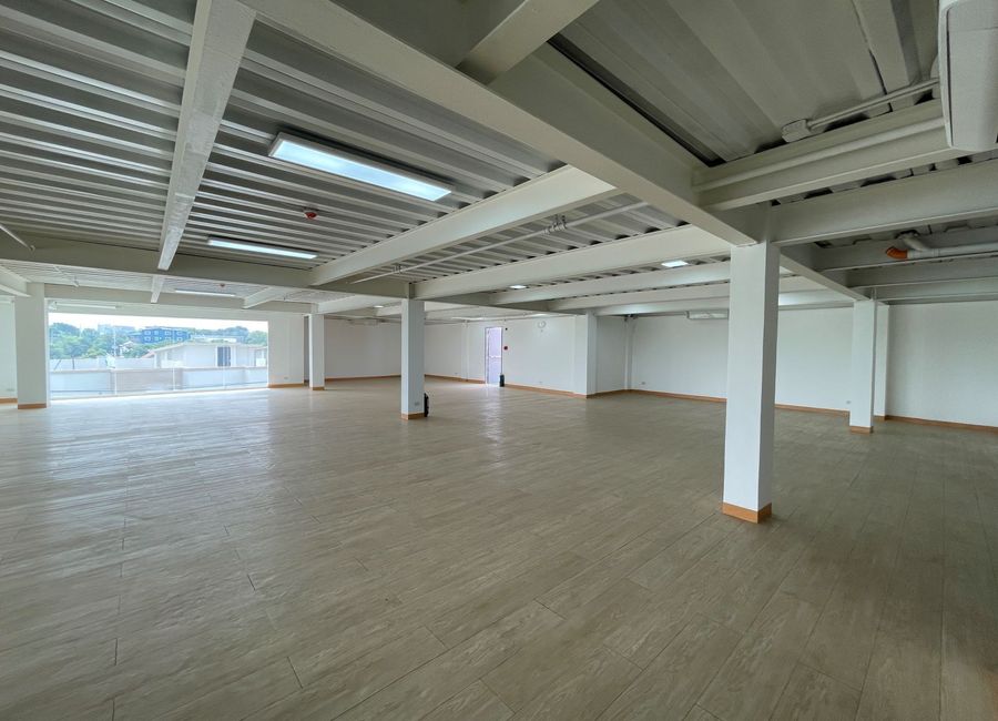 Taguig Commercial Building For Sale | Lamudi.com.ph