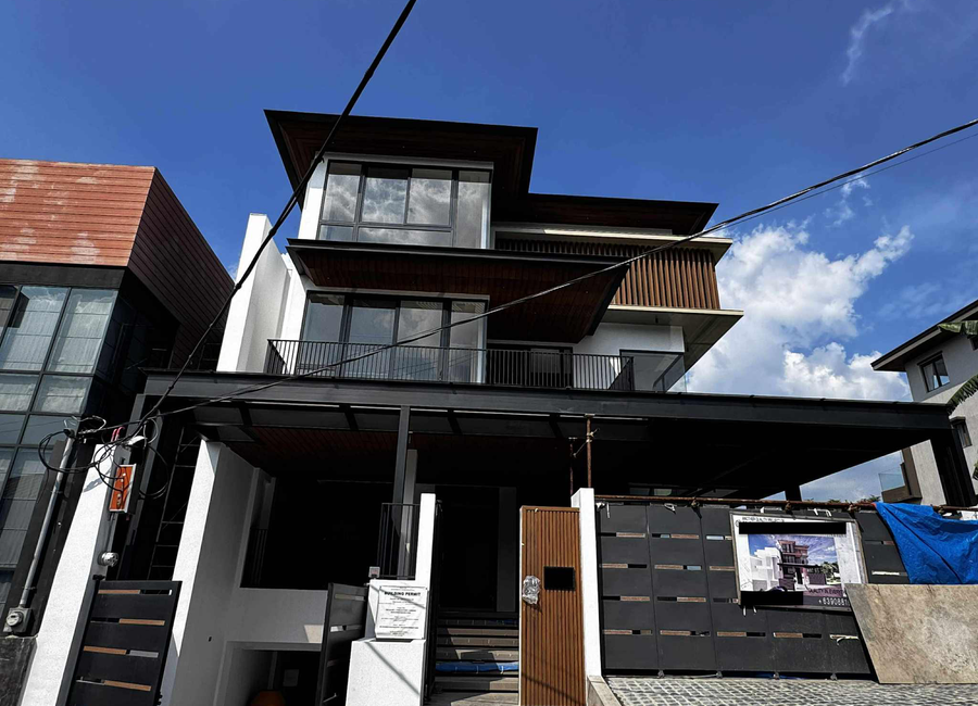 Live Above It All – Exclusive Filinvest QC Residence with Mountain ...