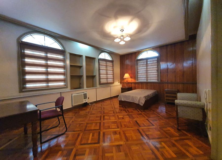 For Sale 6 Bedrooms House and Lot at Philam Homes Quezon City | Lamudi ...