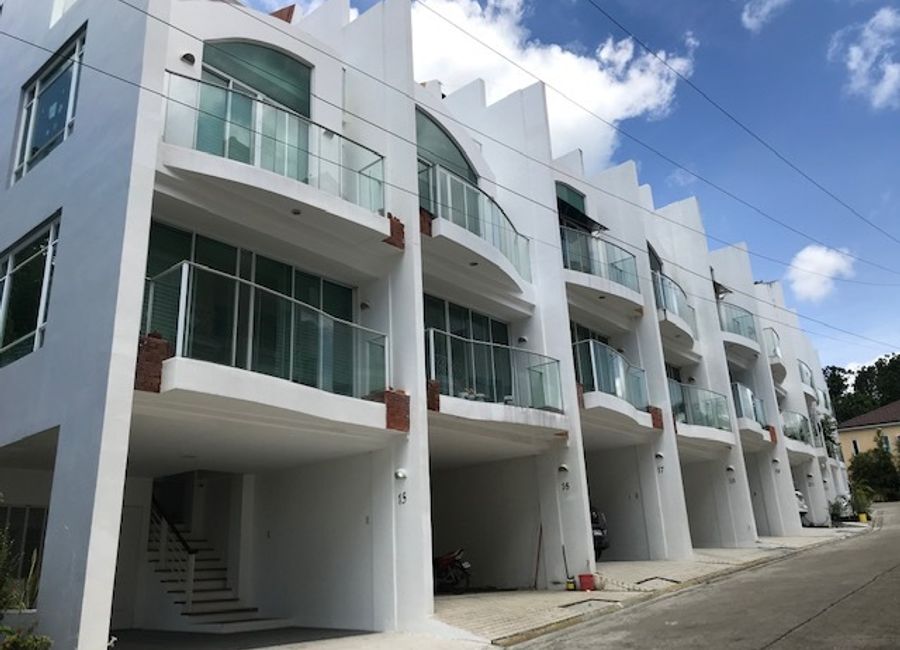 3 Bedroom Townhouse with 2 Balcony For Rent in Park Terrace Residences ...