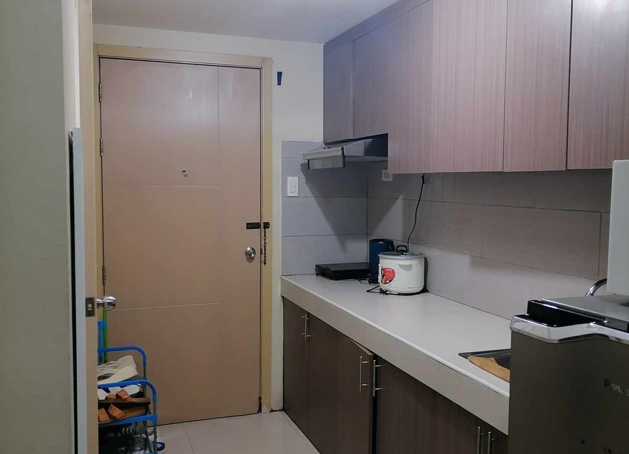 Bed Space – 2 Units (Upper & Lower Deck) FOR LEASE in M Place Condo, QC ...