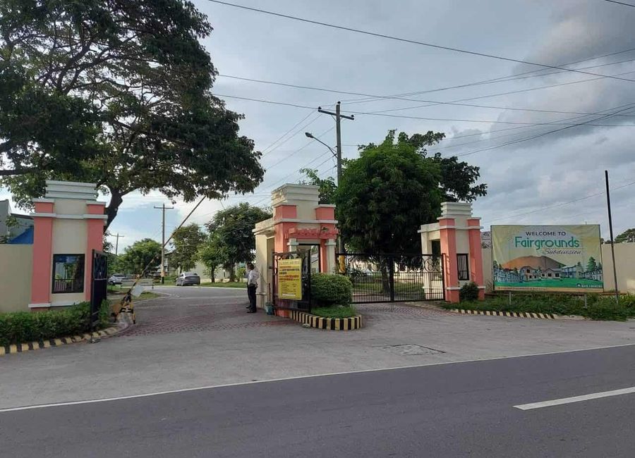 Fairground Subdivision Corner Lot 154 sqm in Mawaque, Mabalacat City Pampanga | Lamudi.com.ph