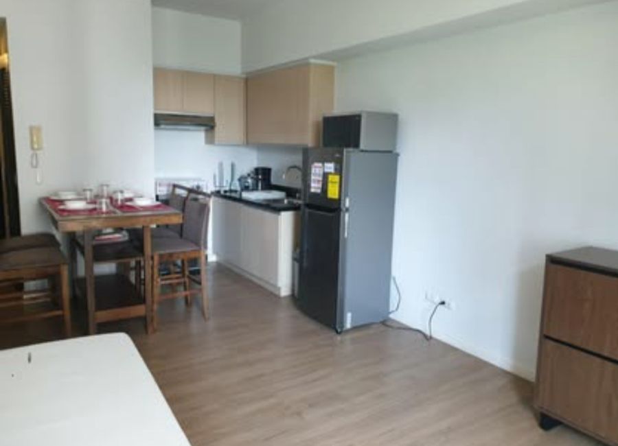 Studio at The Meranti Two Serendra BGC For Sale! | Lamudi.com.ph