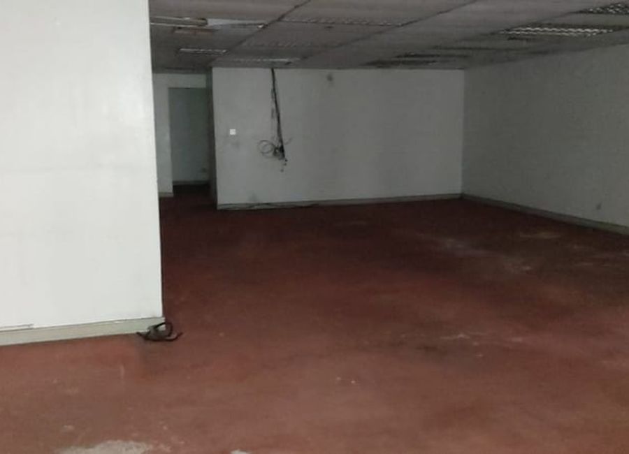 For Sale: 128 sqm Office Space at Taipan Place in Ortigas, Pasig ...