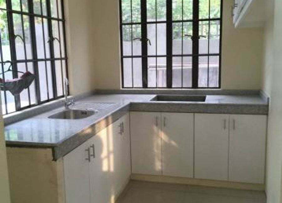 200sqm 5 Bedroom Customized House and Lot for Sale in Greenview ...