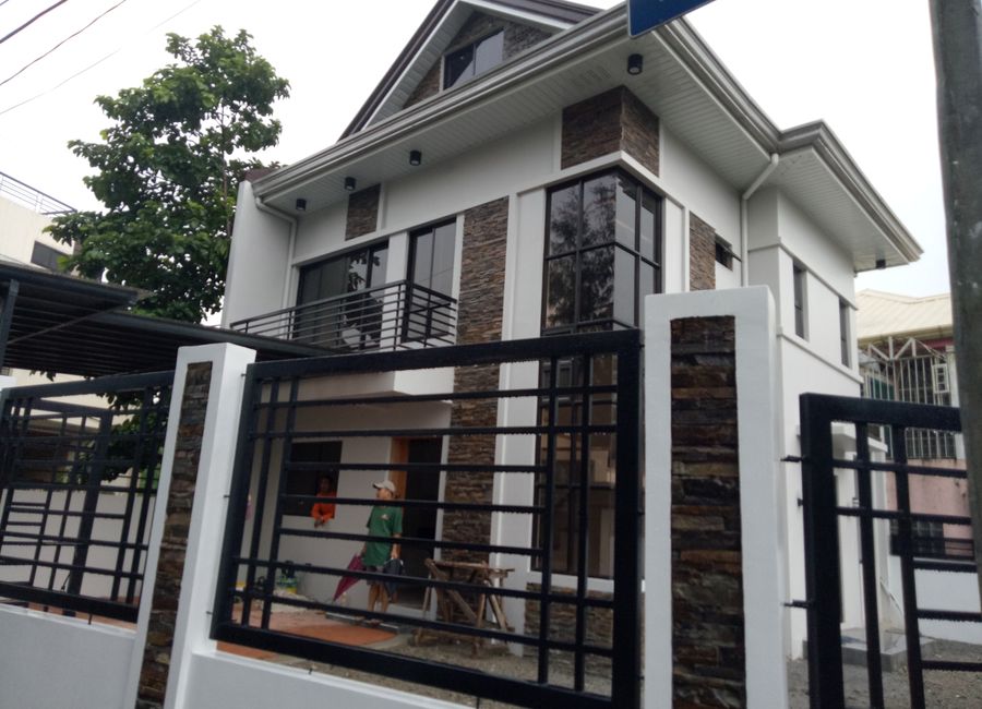 9.1M Customized single detached house for sale in Cresta Verde ...