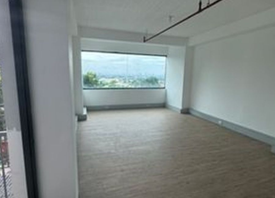 31 sqm Office/Commercial Space in Lagro, Quirino Highway, Quezon City ...