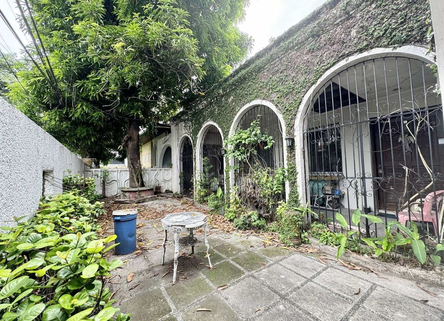 505sqm Residential Lot with Old House FOR SALE in White Plains ...