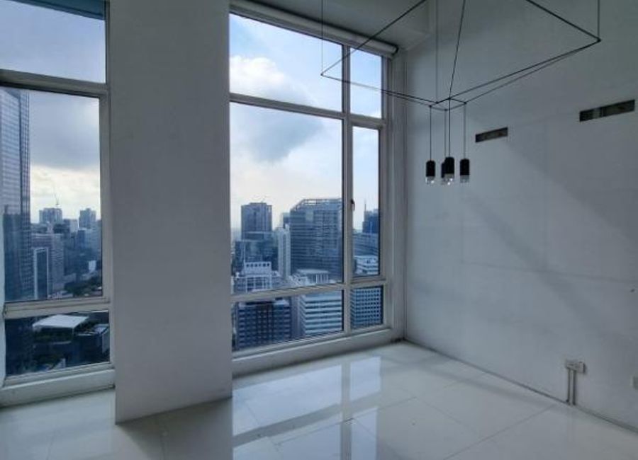 Bellagio Golf Course Biew Condo Burgos Circle, BGC, Taguig City For ...