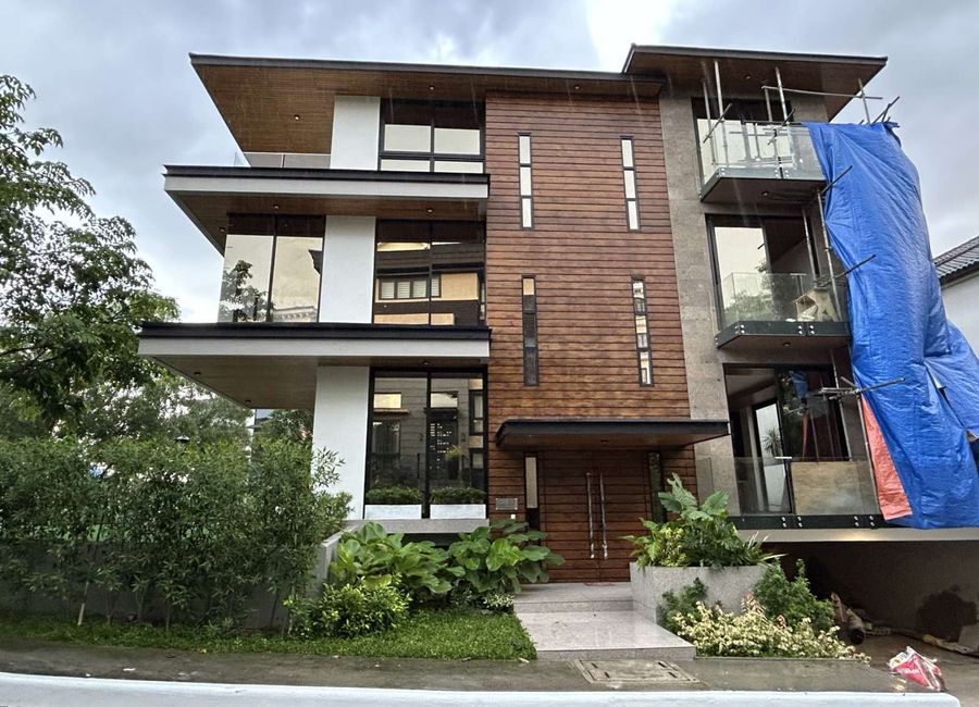 MCKINLEY HILL VILLAGE BRAND NEW HOUSE FOR SALE | Lamudi.com.ph