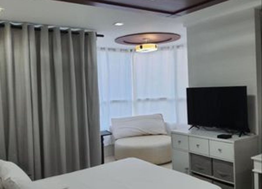 2BR Condominium Unit for Sale at Seibu Tower, BGC Taguig | Lamudi.com.ph