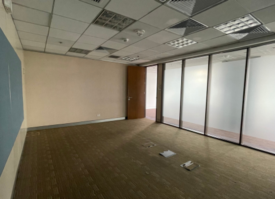1698 sqm Bare Shell Office Space for Rent in Makati City | Lamudi.com.ph