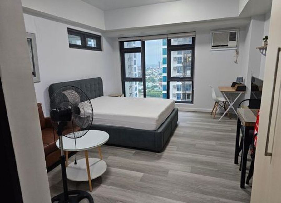 Studio Condominium unit for Rent at Solstice Tower 1, Makati City ...