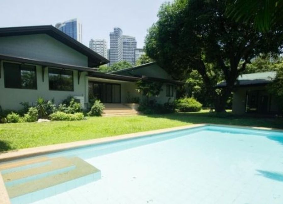 Well-Maintained House and Lot for Rent in Forbes Park, Makati City(All ...