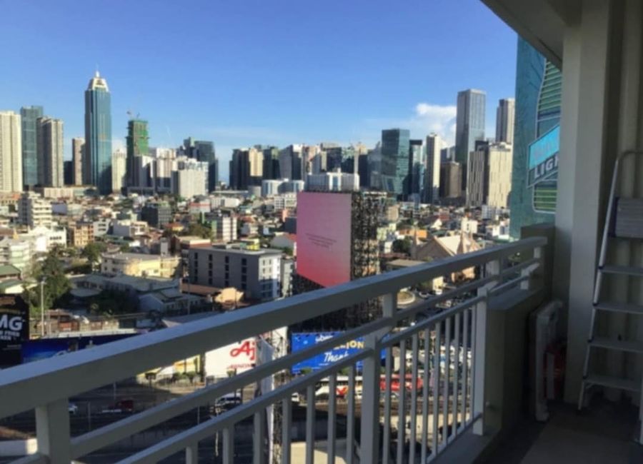 Brio Tower 2 Bedroom Unit with Balcony and 1 Parking Slot | Lamudi.com.mx
