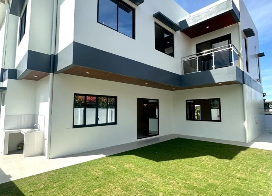 Brand New Modern House and Lot in Royale Estate – High-End Subdivision ...