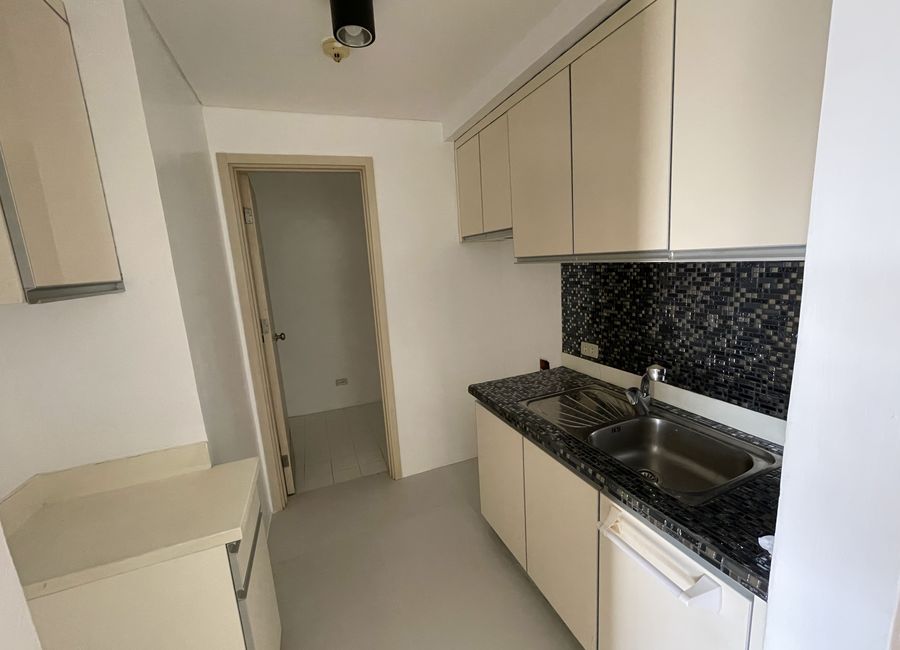 2BR Condo for Sale at Icon Residences BGC | Lamudi.com.ph