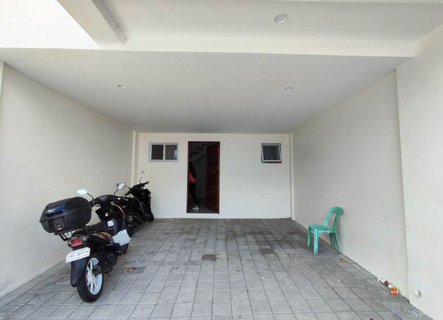 10.5M 3 Storey Townhouse with Roofdeck for sale in Project 2, Quezon ...