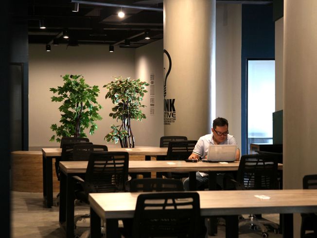 Sewa Ruangan Kantor Modern dan Coworking Space dengan Fasilitas Lengkap ...