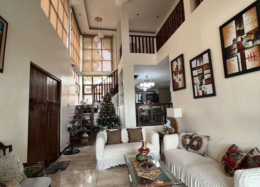 Capitol Homes House for Sale in Quezon City with Overlooking views of ...