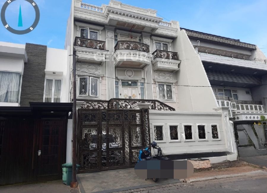 Rumah Termewah European Style Di Kawasan Elit Taman Palem Lestari ...