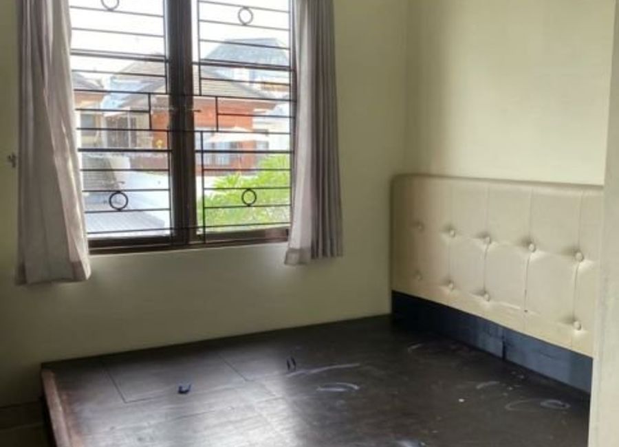 DIJUAL RUMAH MURAH SIAP HUNI DI DE LATINOS BSD | Lamudi.co.id