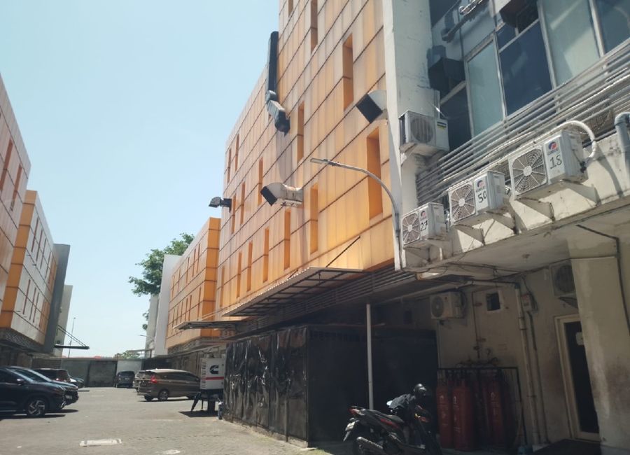 Ruko di kompleks Este Square Raya MERR | Lamudi.co.id