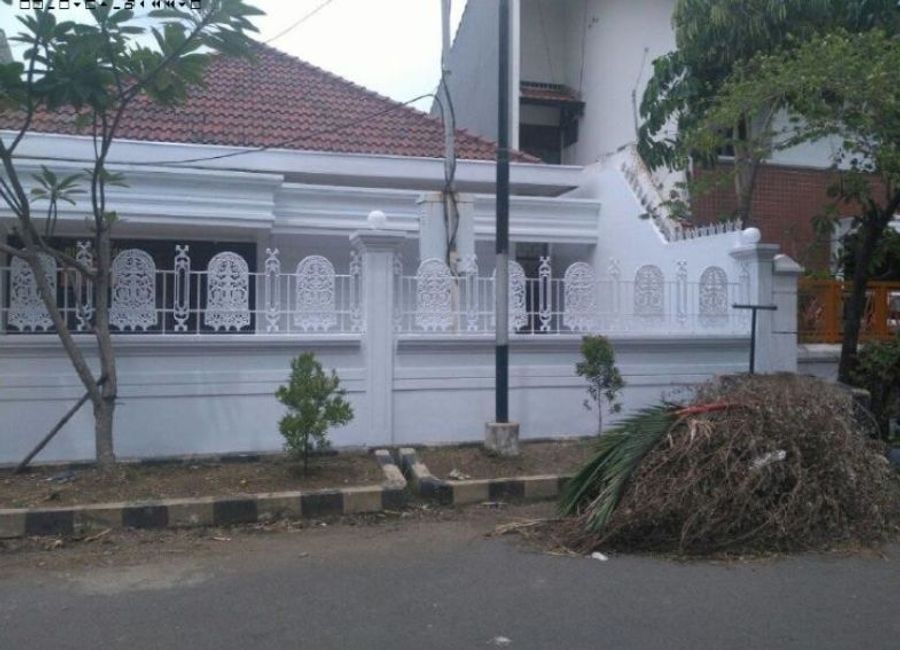 Rumah Margorejo Indah hadap selatan, Strategis | Lamudi.co.id