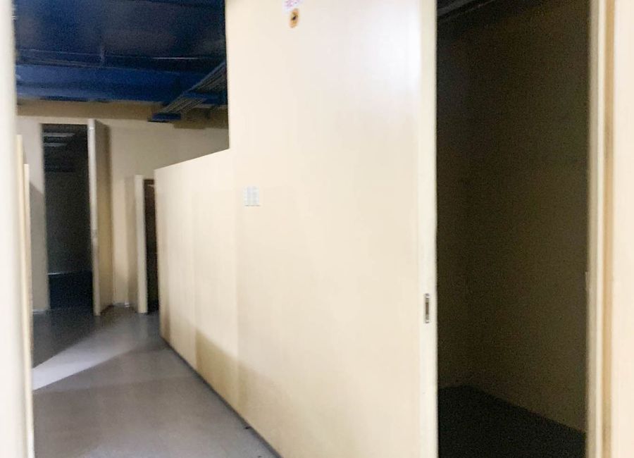 818 Building | Office Space Unit For Rent - #3525 | Lamudi.com.ph