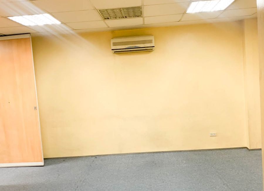 818 Building | Office Space Unit For Rent - #3525 | Lamudi.com.ph